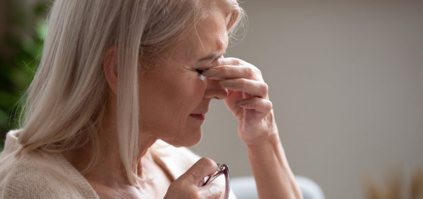 Common Causes of Vision Loss in Seniors - The Falls Home
